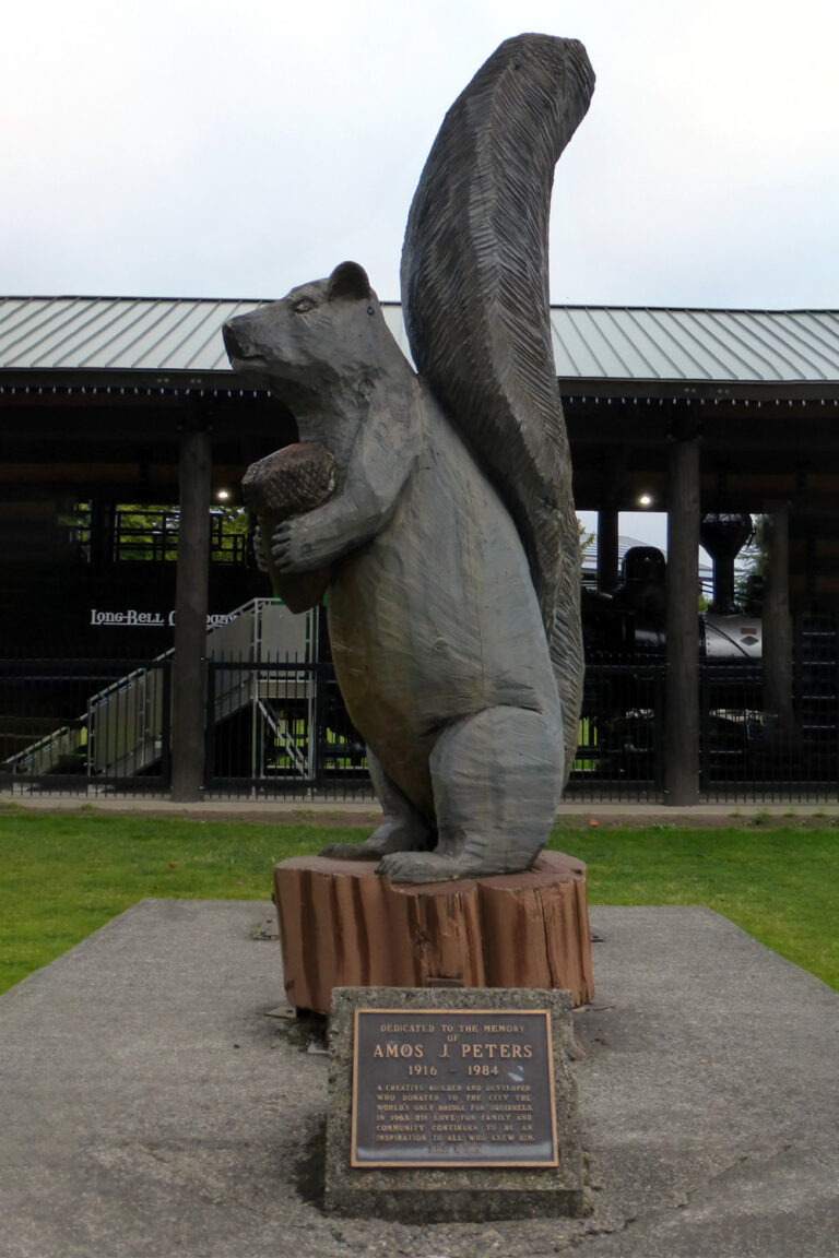 11 “World’s Largest” Tourist Traps In Washington State You Have To See ...