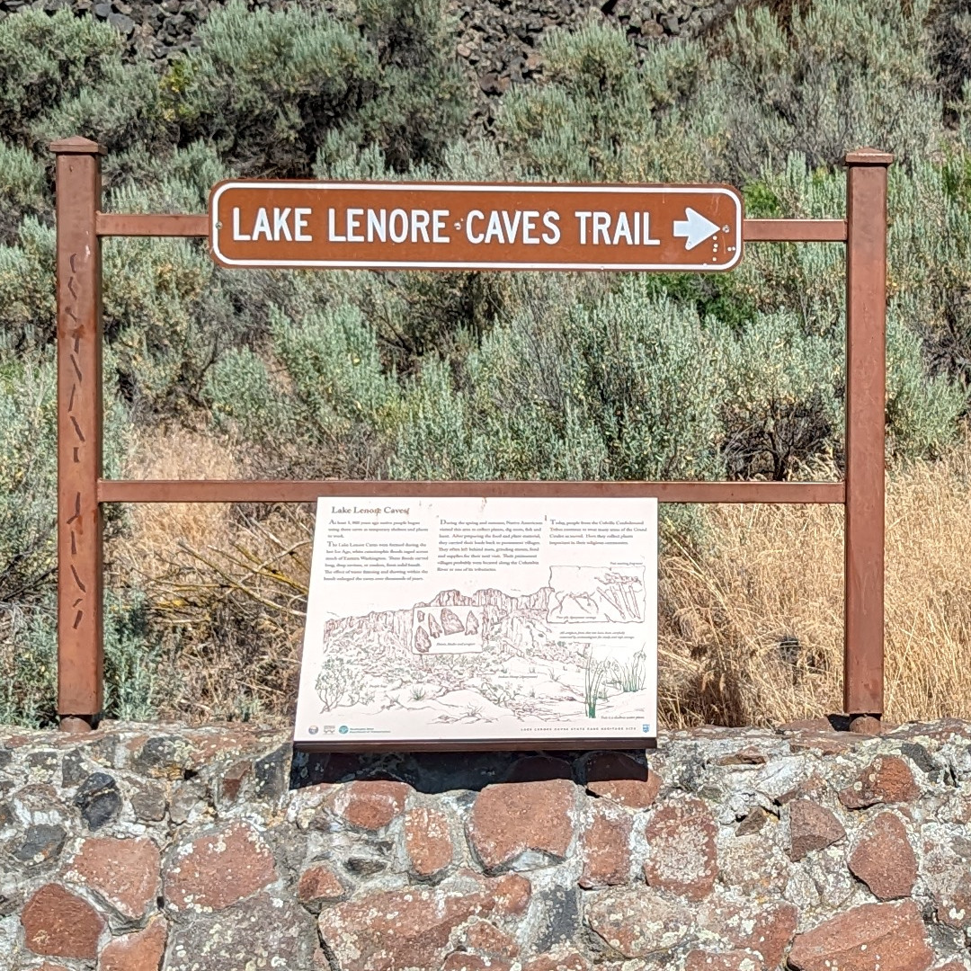 Hiking The Lake Lenore Caves Trail - 10 Toes Travel