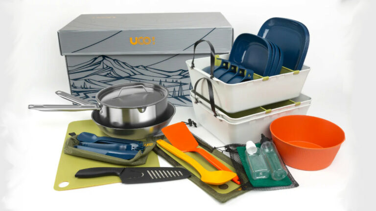 What Are Pot Lifters For Camping And Why You Need One - 10 Toes Travel